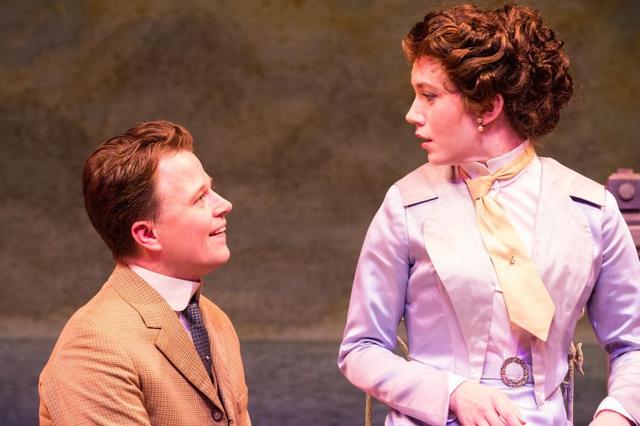 Theater Review: ‘You Never Can Tell’ | The Epoch Times