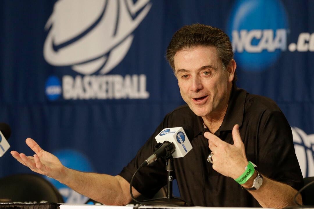 Rick Pitino ‘Reportedly Attempted To Bribe Official To Call NCAA ...