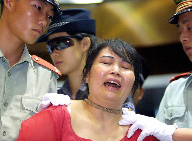 A Former Judge Recounts Mass Executions in China | The Epoch Times