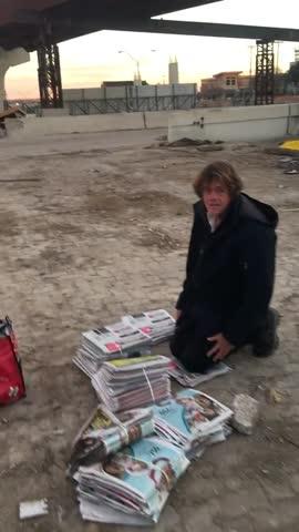 Texas Couple Raises $1,500 for Homeless Man Who Sells Newspapers | The ...
