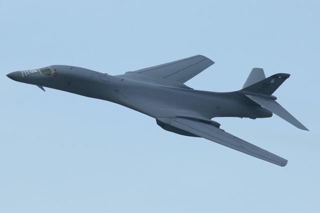 US Air Force Bomber Jet Crashes at Ellsworth Base, Crew Survives | The ...