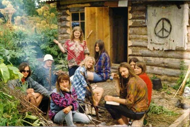 ‘Commune’: The Prototypical 1960s Hippie Free-for-All | The Epoch Times
