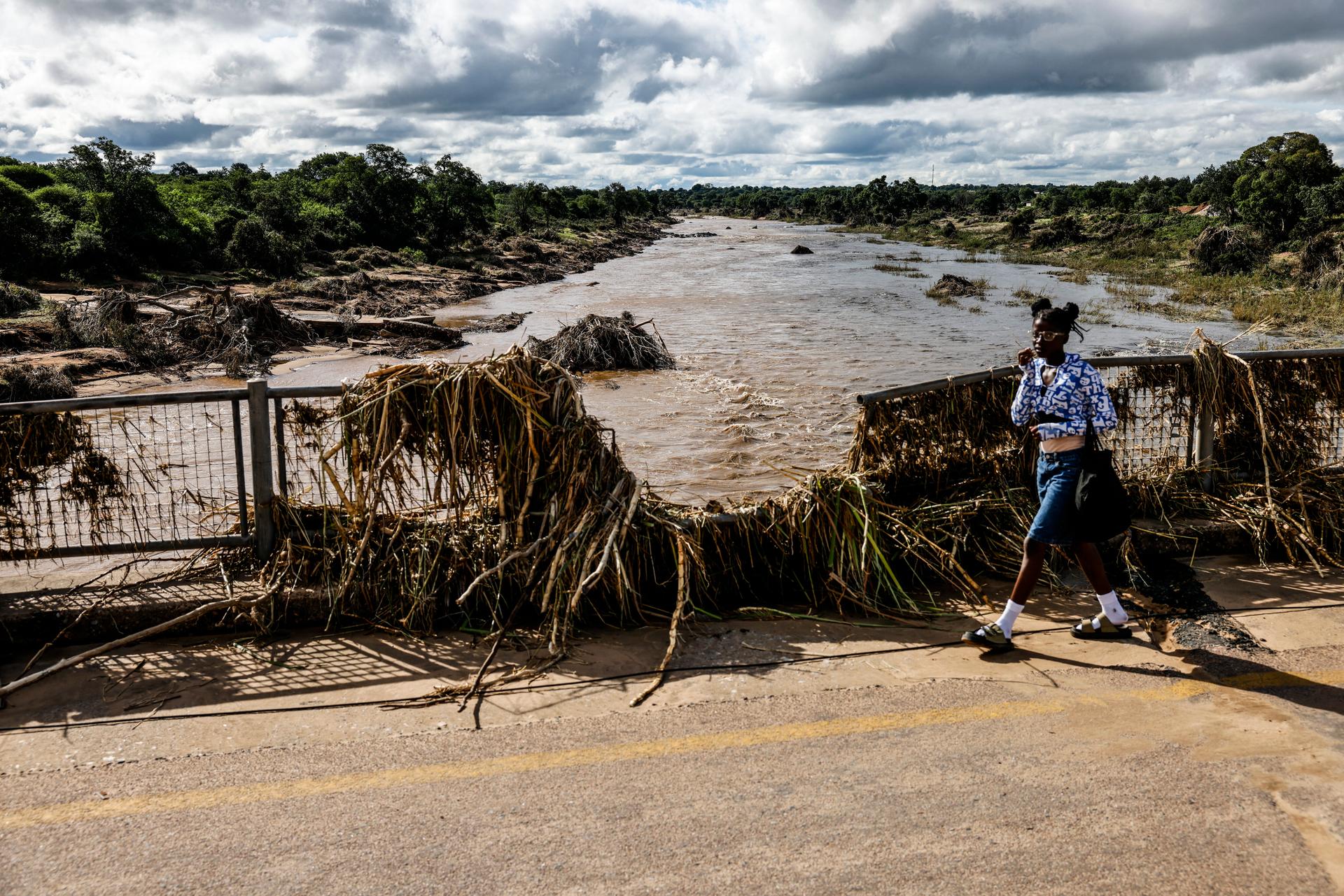 Day in Photos: Fire in Netherlands, Heavy Rain in South Africa, and ...