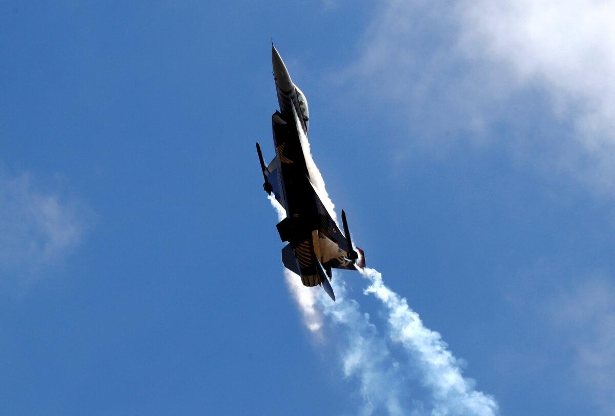 Turkey Says NATO Defenses Intercepted Iranian Ballistic Missile Over ...
