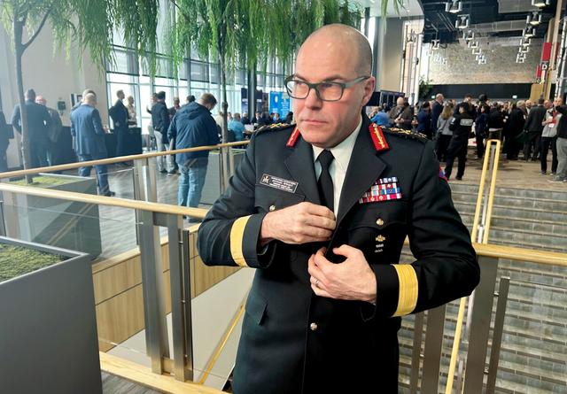Canadian Army Commander Lists Items for Military Modernization | The ...