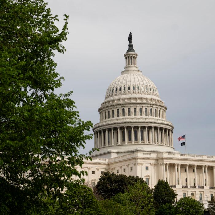 Senate Approves Short-Term Extension of FISA | The Epoch Times