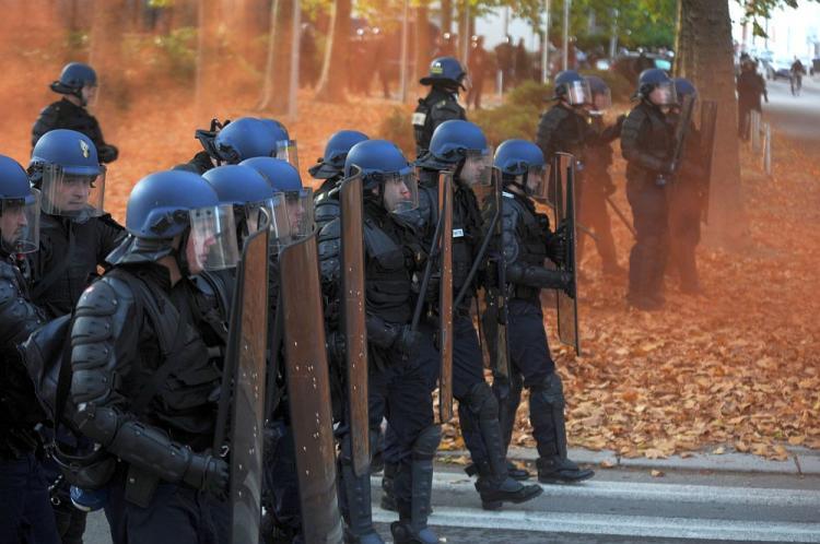 French Police Force Sarkozy to Backpedal on Reform | The Epoch Times