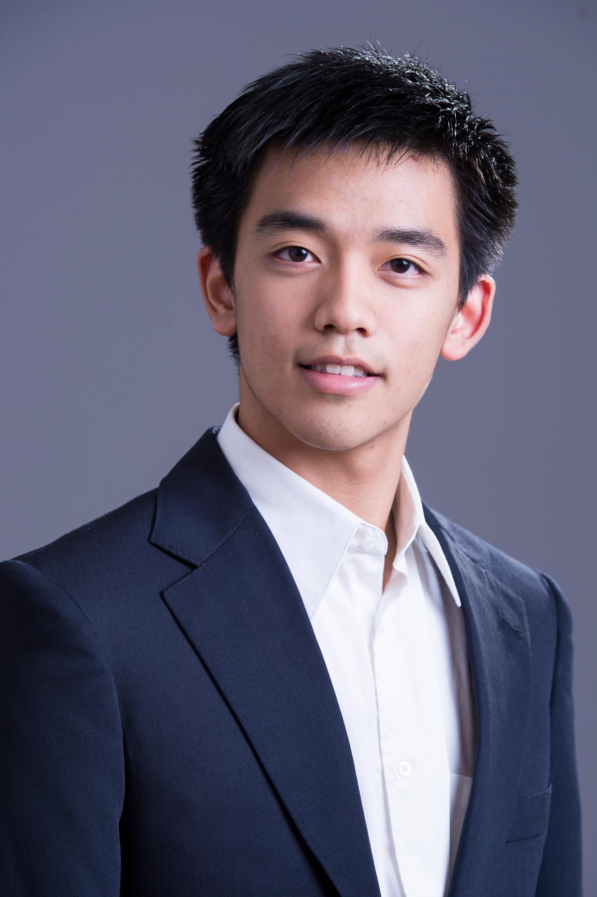 Artist Profile: Mr. Wei-Ming Kao | The Epoch Times