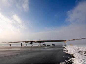 First Solar-Powered Airplane Takes Flight | The Epoch Times