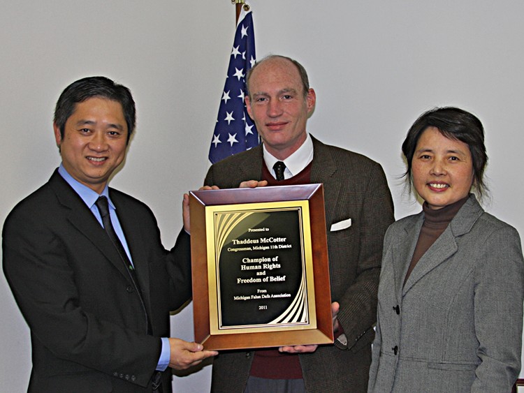 Chinese Americans Celebrate ‘Human Rights Champion’ Congressman | The ...