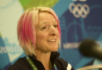 Snow Fears All Hot Air Says U.S. Freestyle Mogul Team | The Epoch Times