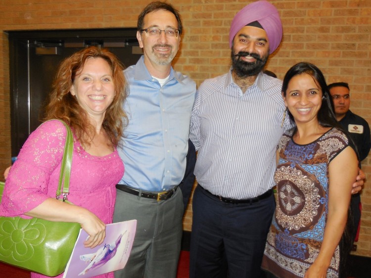Playwright: Shen Yun Expresses Joy | The Epoch Times