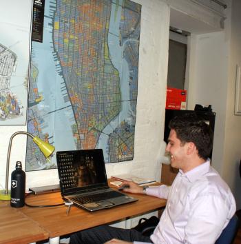 Flexible: Renting Office Space Desk by Desk | The Epoch Times