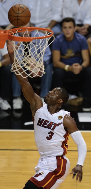 Wade Out Eight Weeks After Knee Surgery | The Epoch Times