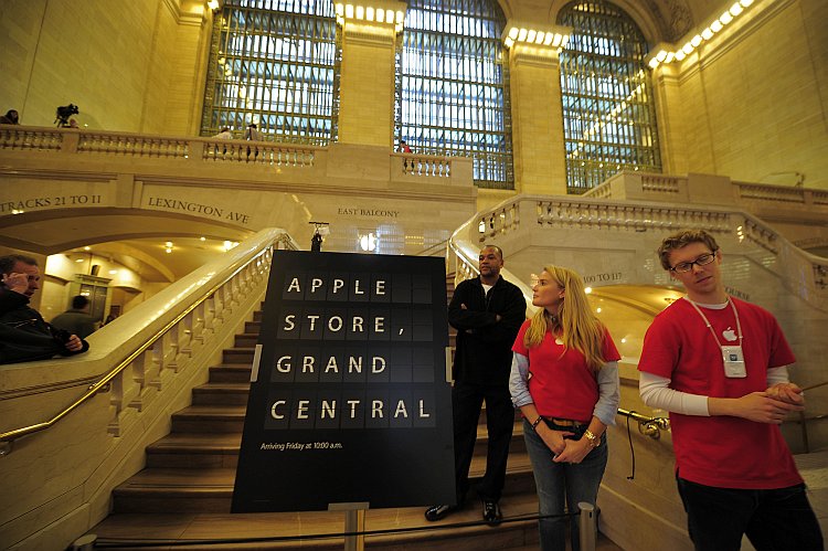 Apple Taps UK Executive to Lead Retail Expansion | The Epoch Times