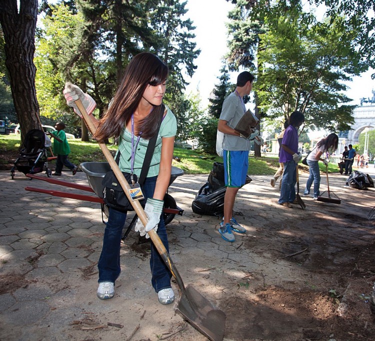 Life After Irene: Cleaning Up the Storm Damage | The Epoch Times