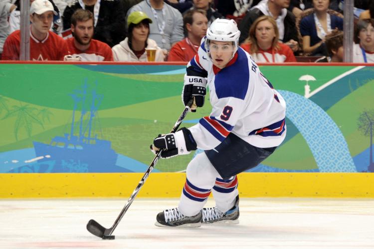 Parise Powers U.S. Men’s Hockey | The Epoch Times
