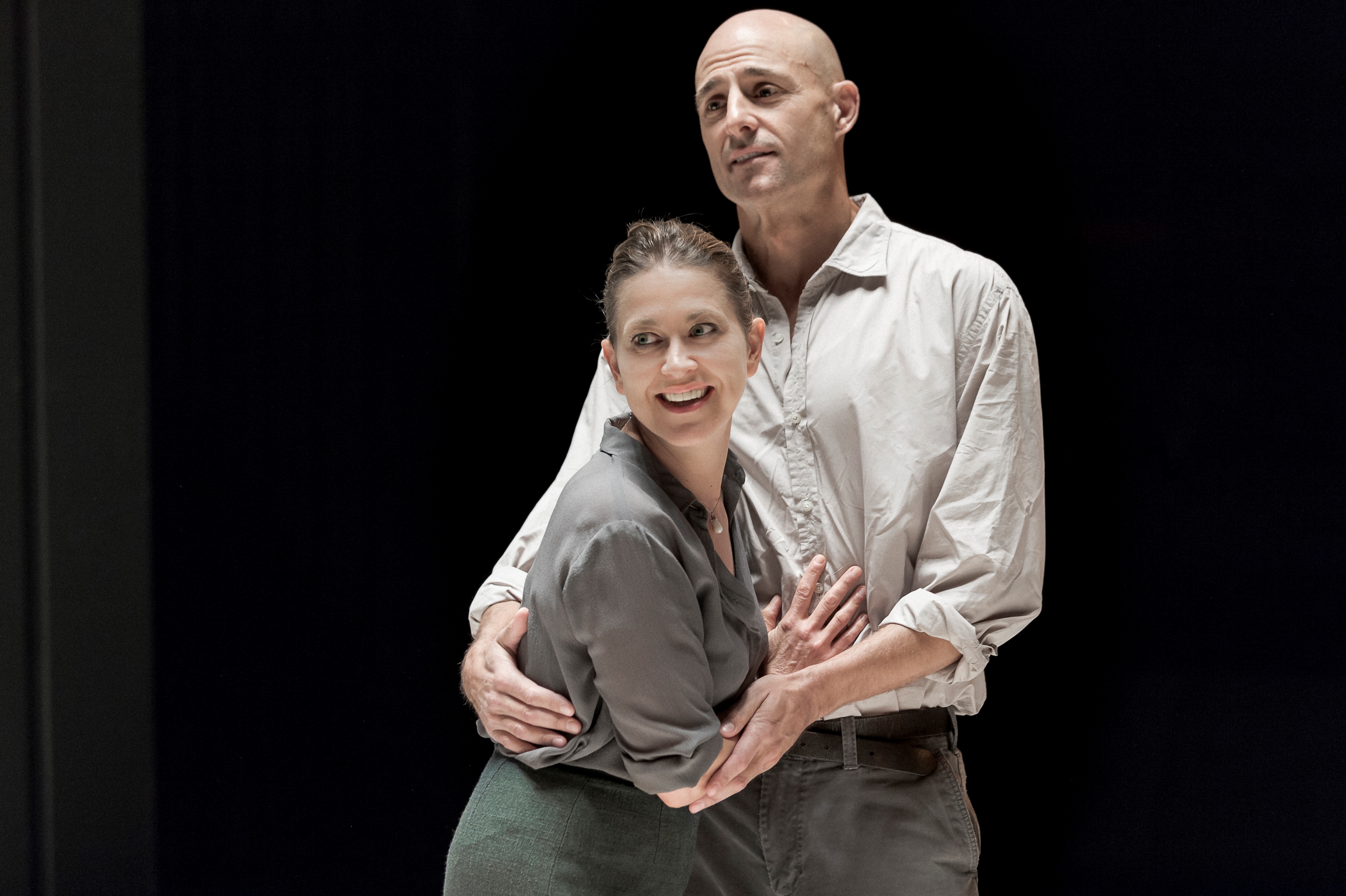 Theater Review: ‘A View From the Bridge’ | A view from the bridge ...