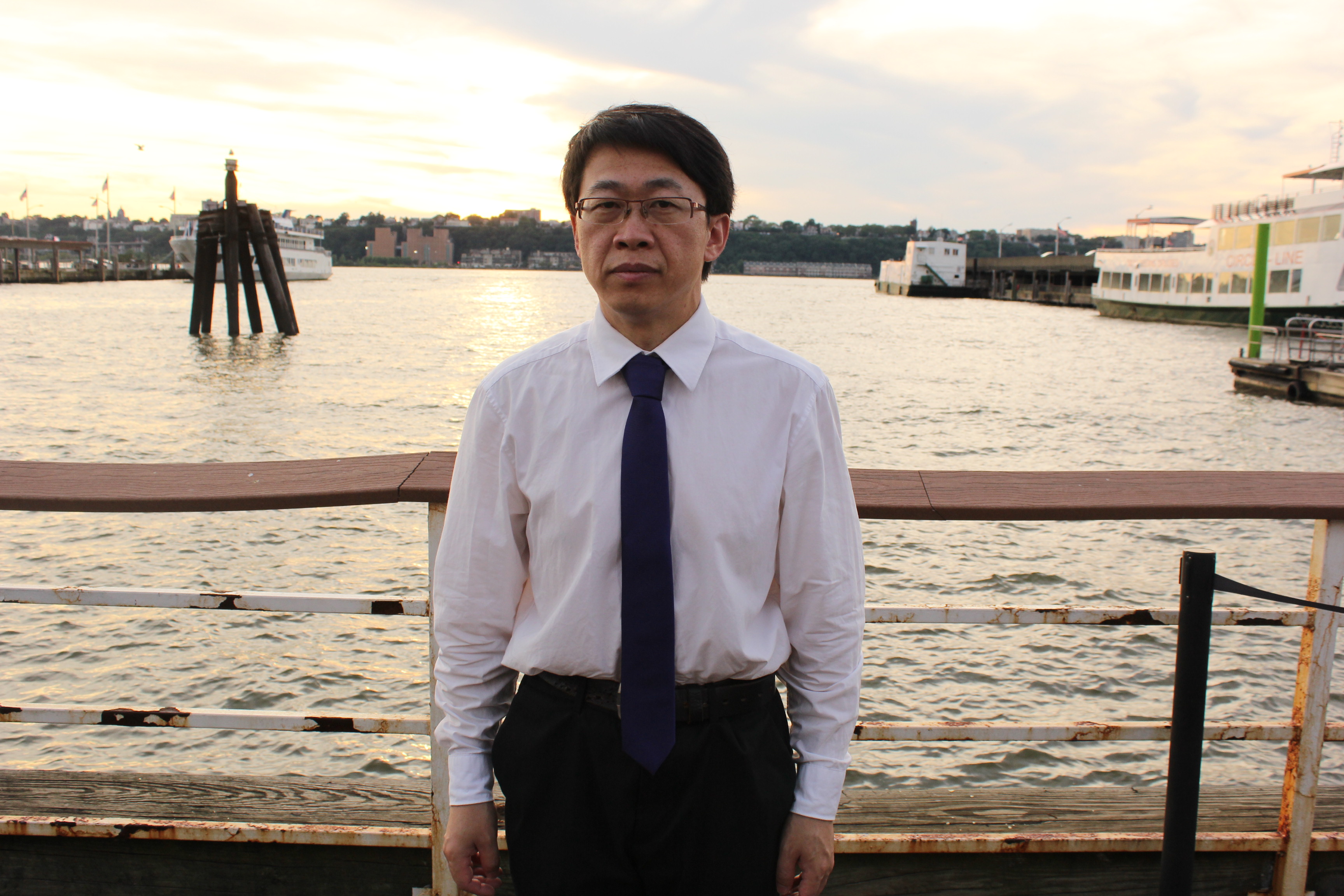 Candlelight Illuminates the Memory of Lives Lost in 20 Year Persecution ...